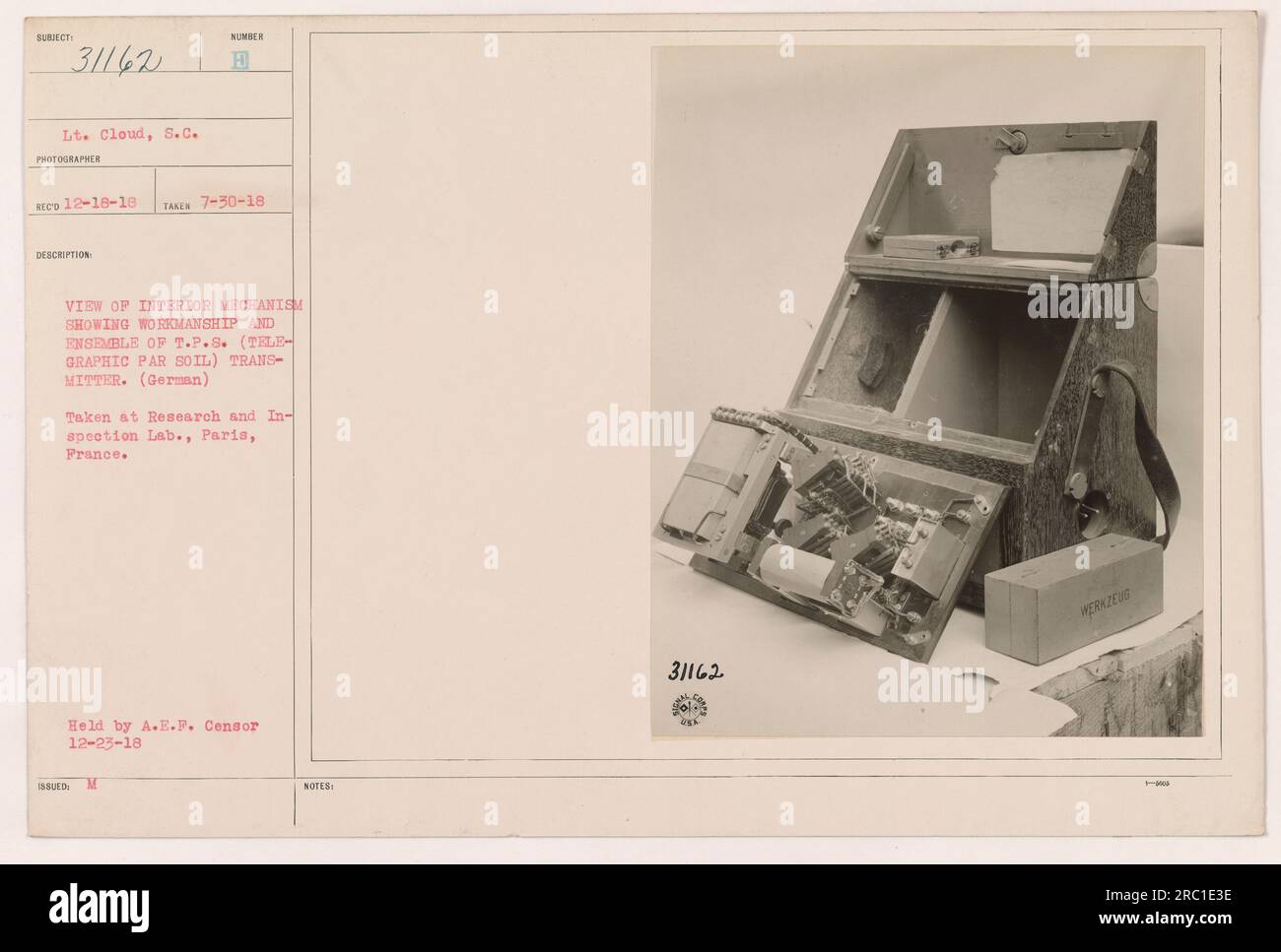 Ww1 lab equipment hi-res stock photography and images - Alamy