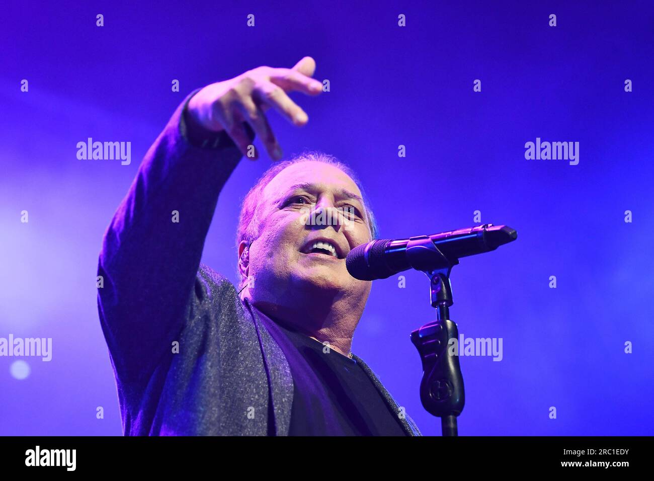 Singer jose augusto hi-res stock photography and images - Alamy