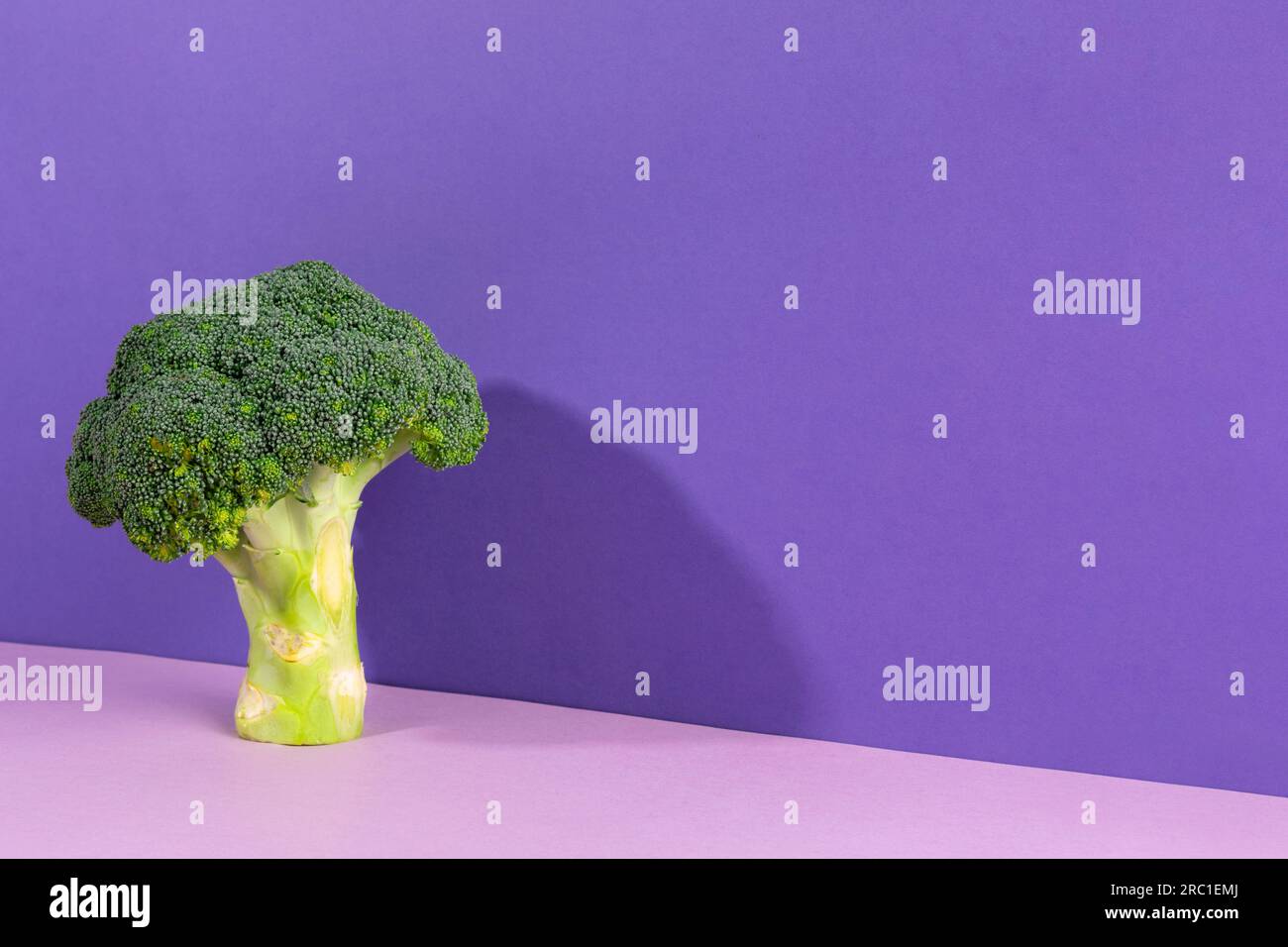 Broccoli images hi-res stock photography and images - Alamy