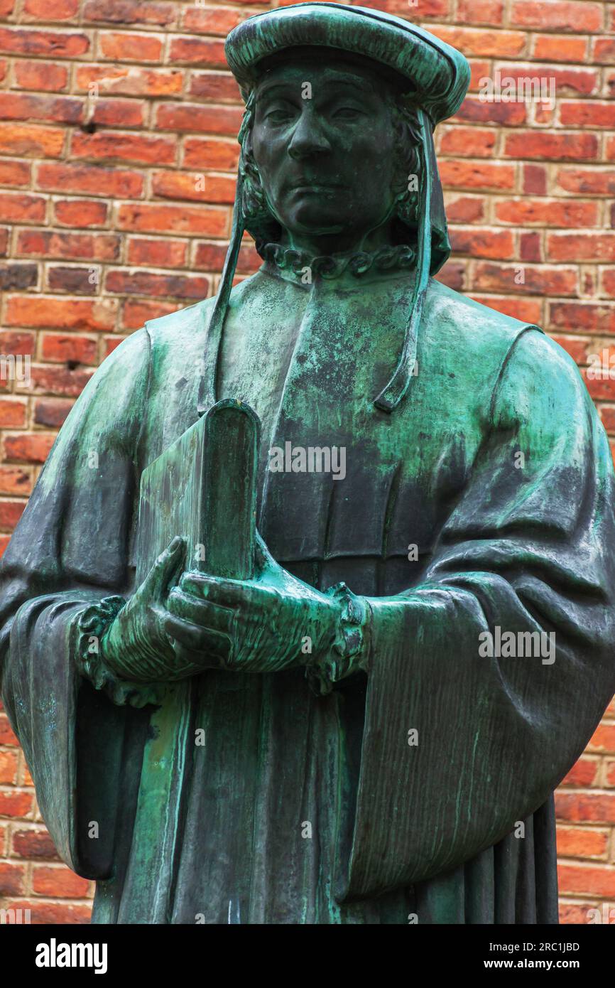 Statue of Mikael Agricola by Oslari Jauhiainen by Turku Cathedral in ...