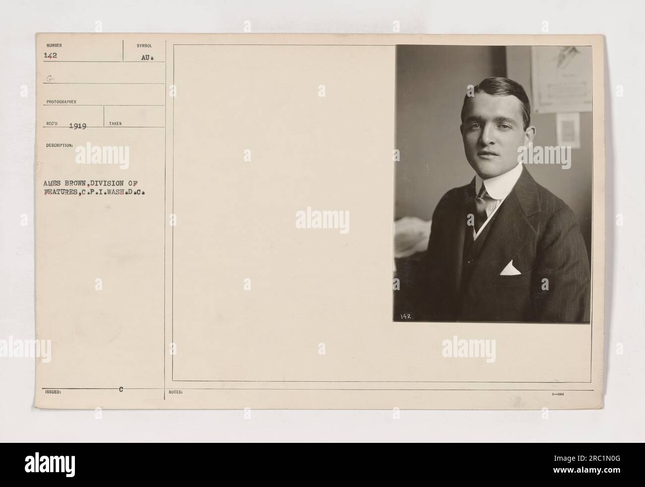 Division of syndicate features hi-res stock photography and images - Alamy