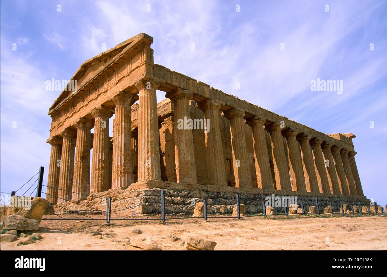 Ancient greek temple of concordia hi-res stock photography and images ...