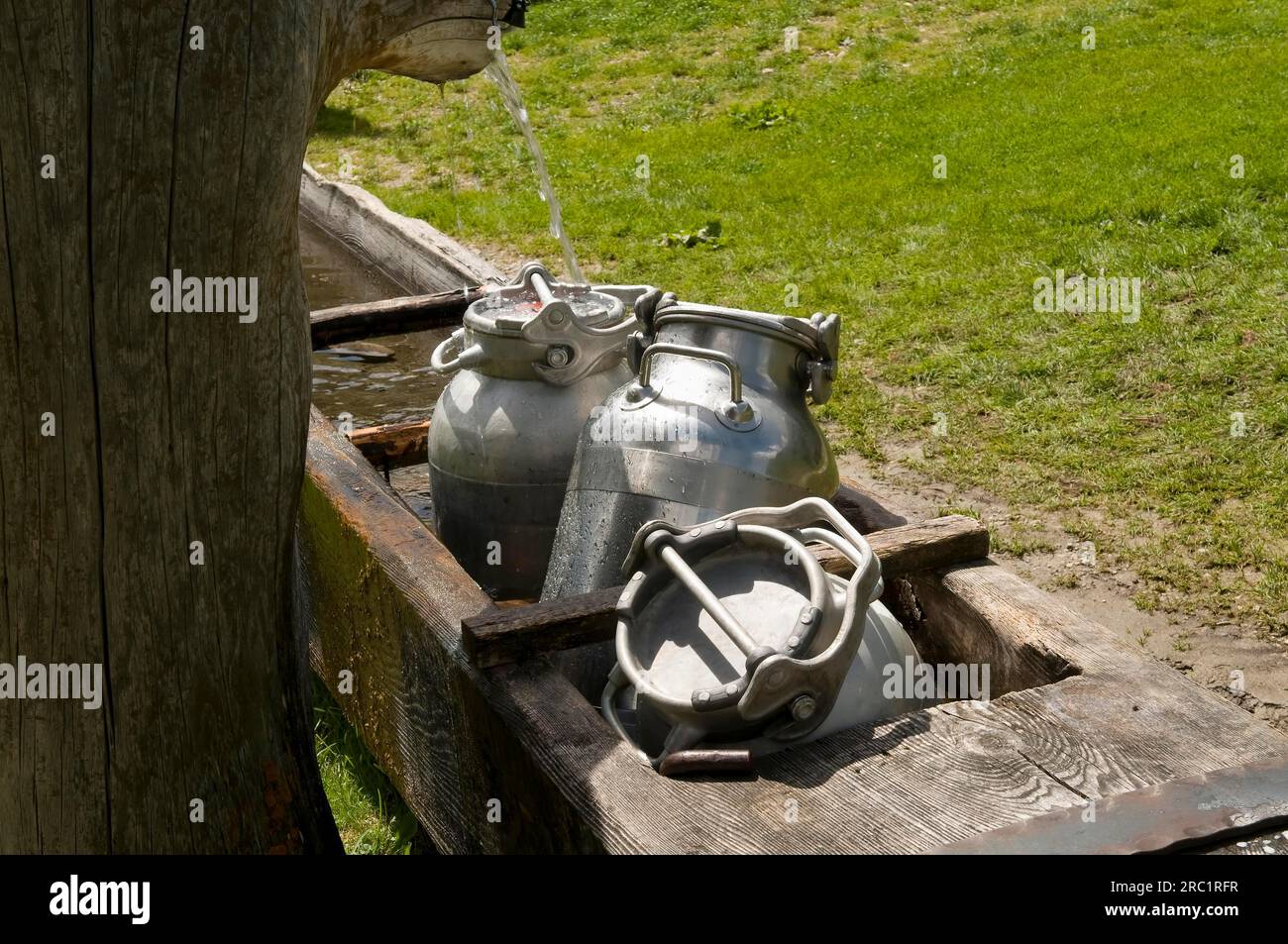 Milk well hi-res stock photography and images - Alamy