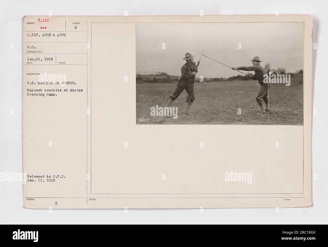 American soldiers practicing bayonet techniques hi-res stock ...