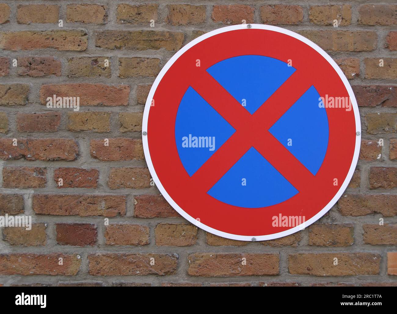No stopping, traffic sign, absolute no stopping Stock Photo - Alamy