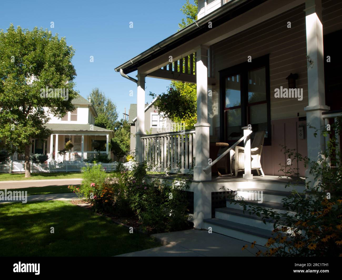 Single unit housing hi-res stock photography and images - Alamy