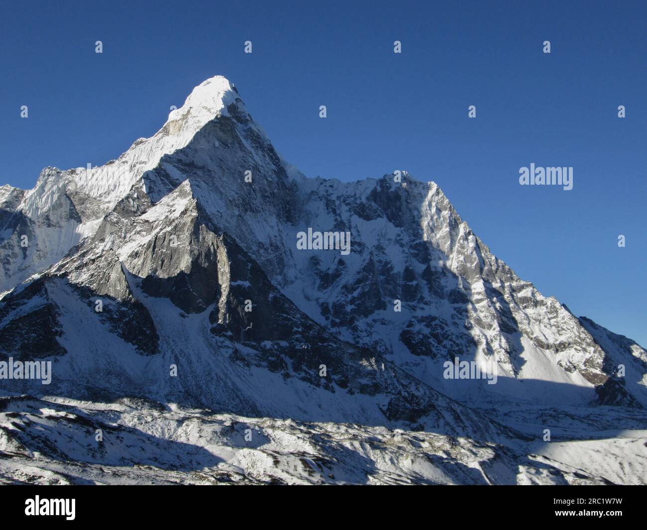 Ama Dablam in the early morning Stock Photo - Alamy