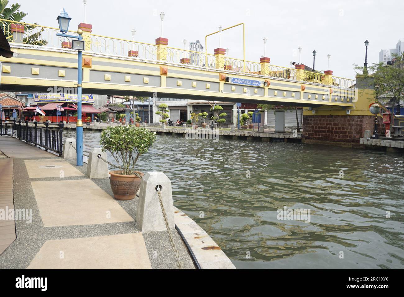 Jambatan Kampung Jawa bridge in Melaka Stock Photo - Alamy