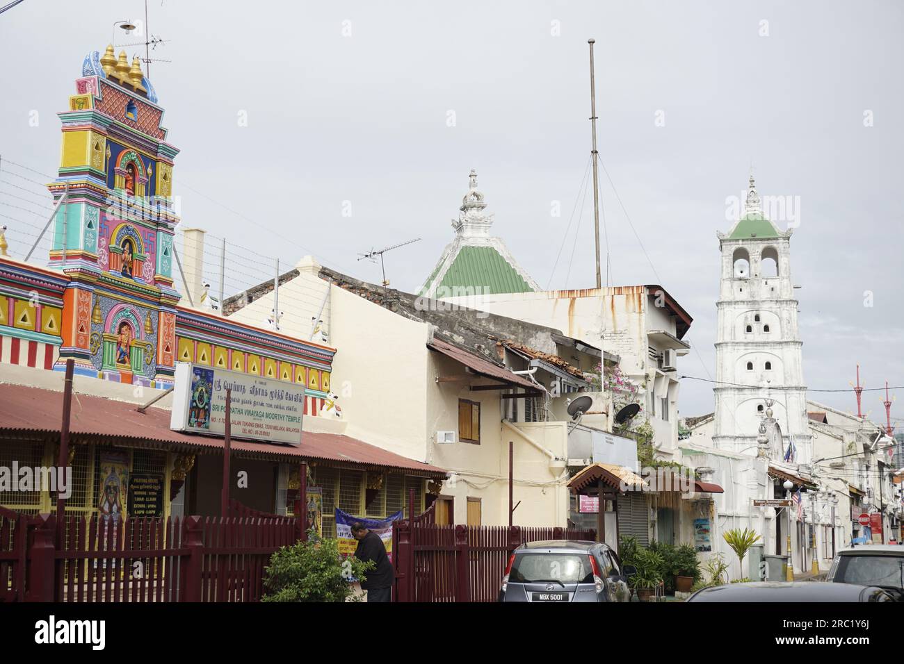 Jalan Tokong road in Melaka with mosque and Hindu temple shown here ...