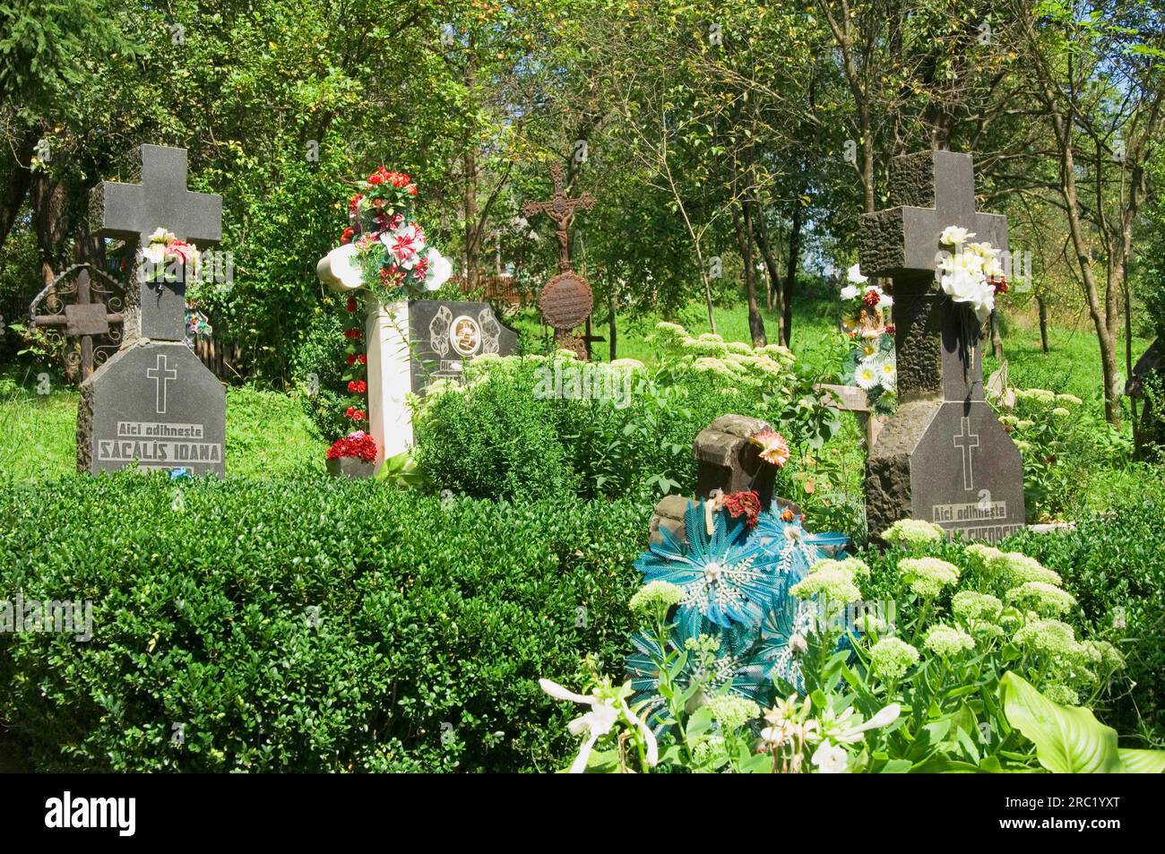 Romania graves hi-res stock photography and images - Alamy
