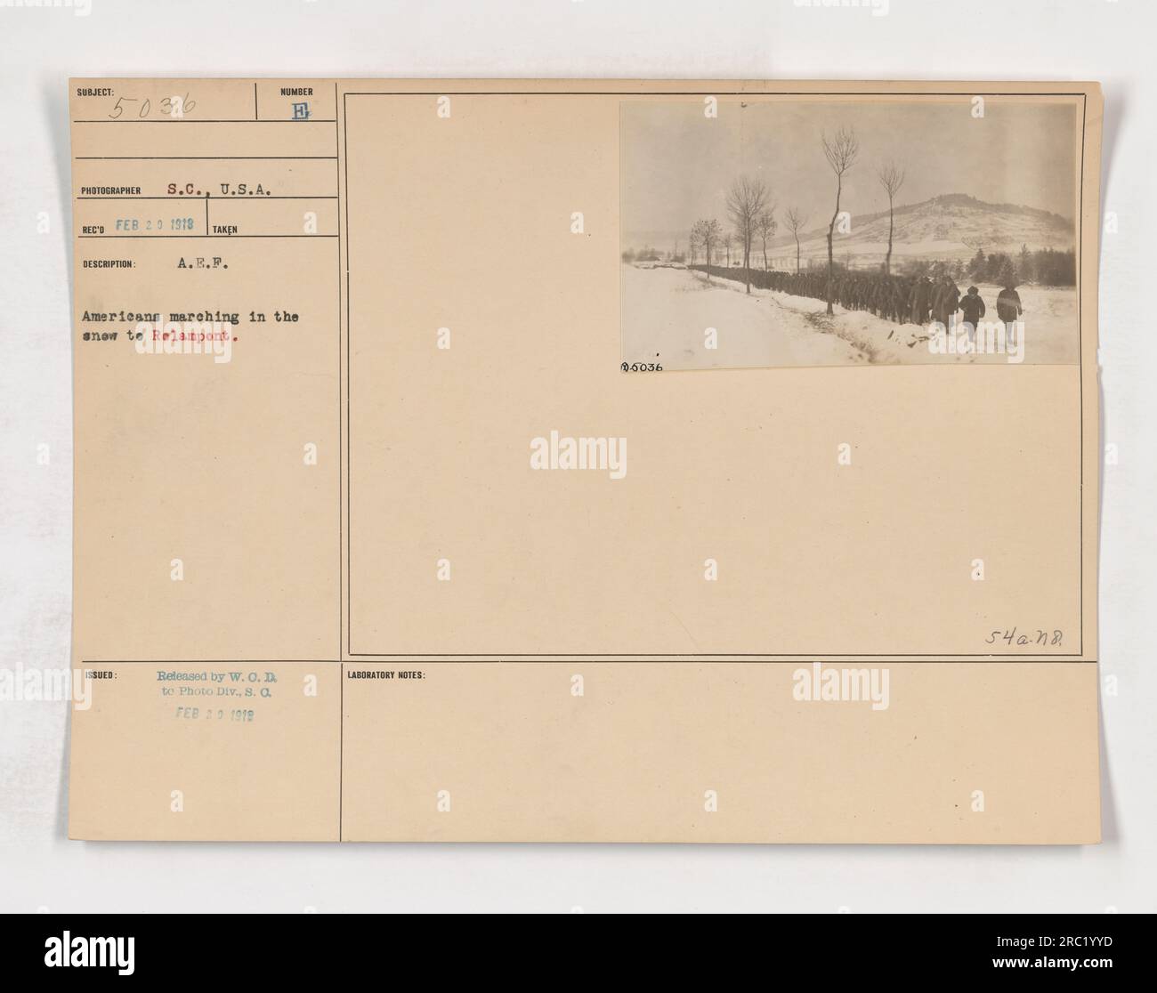 Soldiers of the American Expeditionary Forces (AEF) marching in the ...