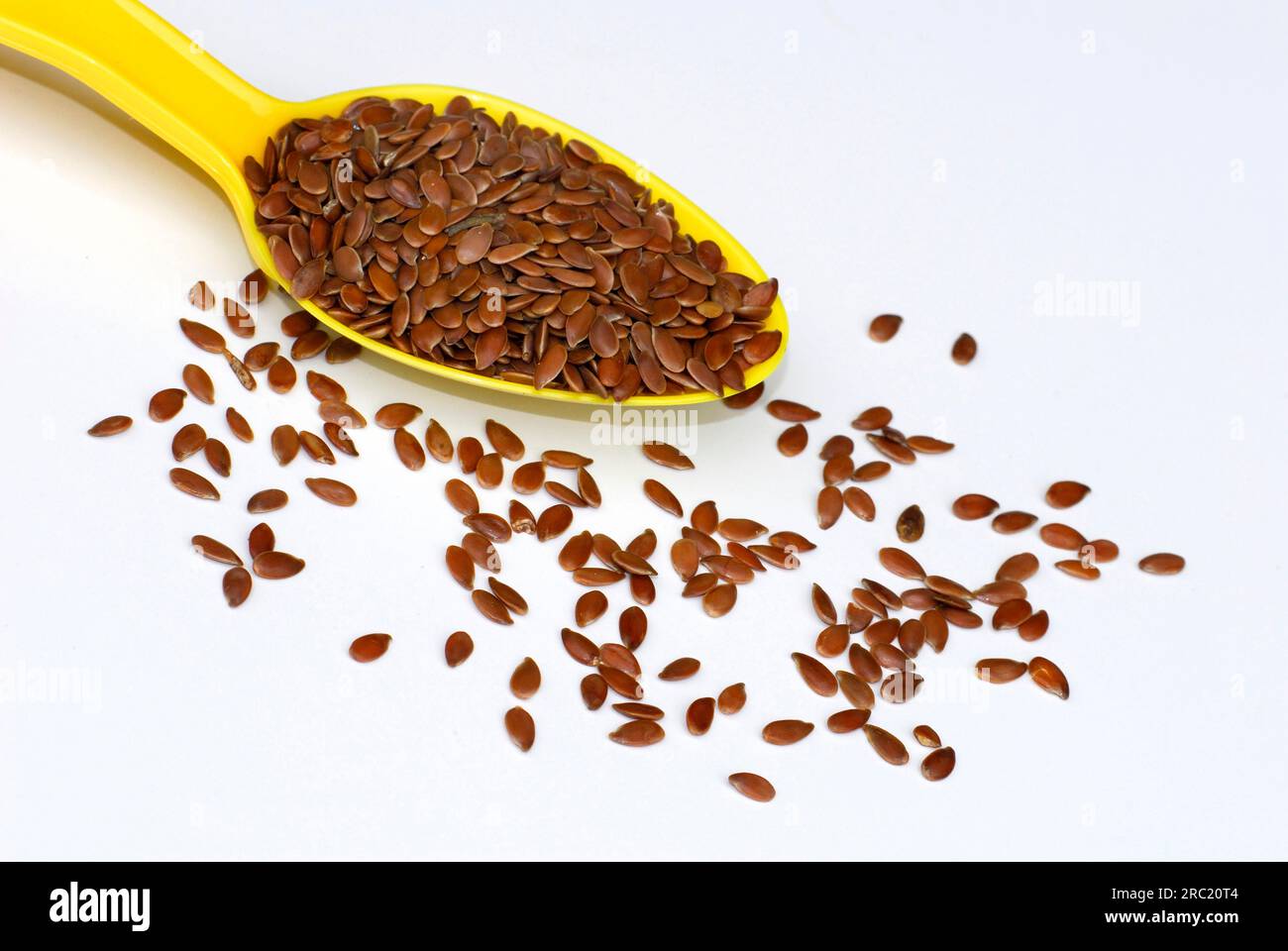 Linseed (Linum usitatissimum) on spoon, linseed, seed linen, linseed Stock Photo - Alamy