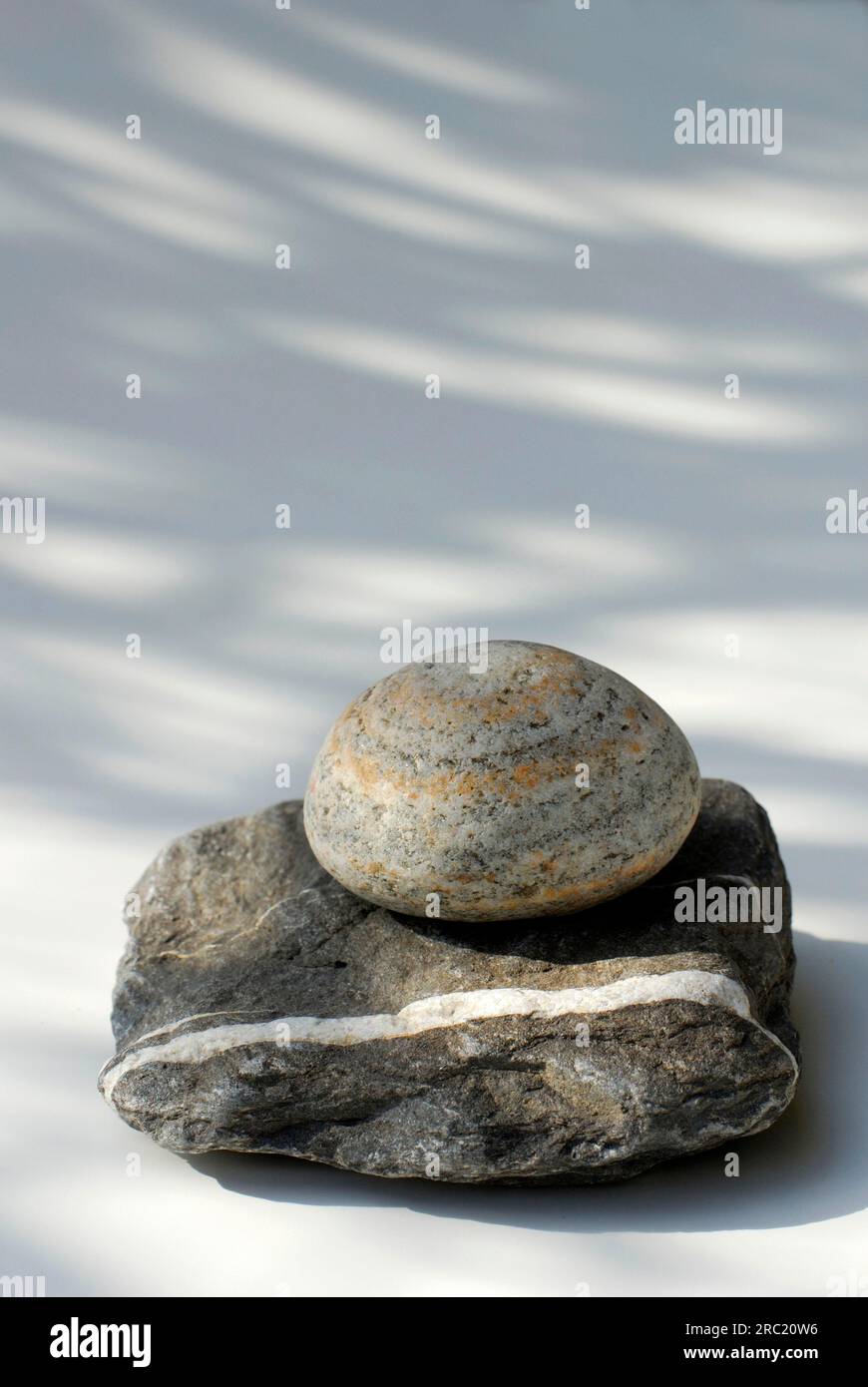 Stacked stones, stacks Stock Photo - Alamy