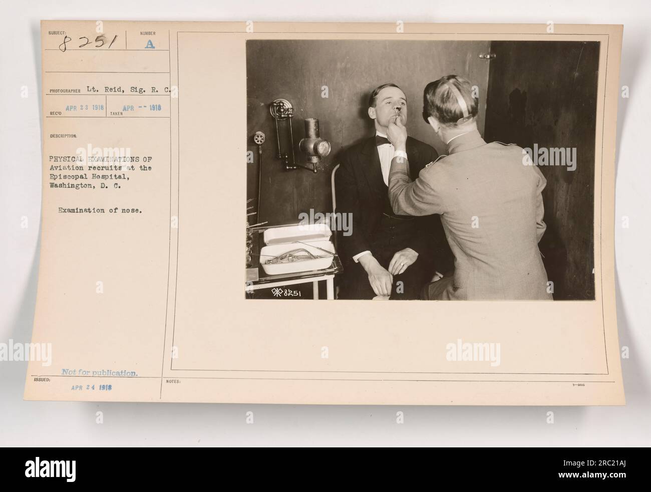 Physical examination for military recruitment hi-res stock photography ...