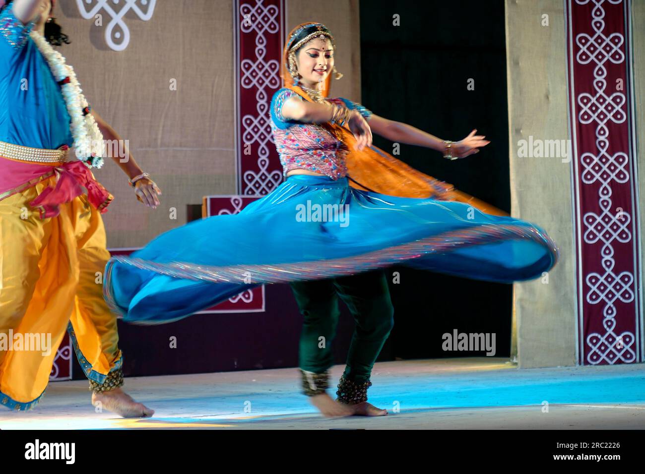 Kathak dance in Natiyanjali festival in Perur temple, Tamil Nadu, India Stock Photo - Alamy
