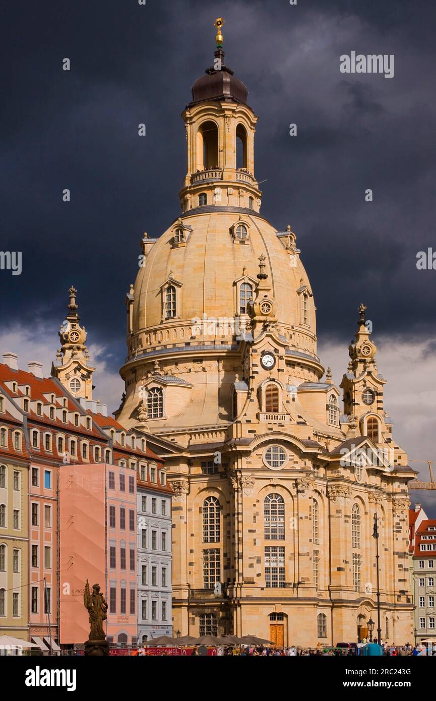 George architect hi-res stock photography and images - Alamy