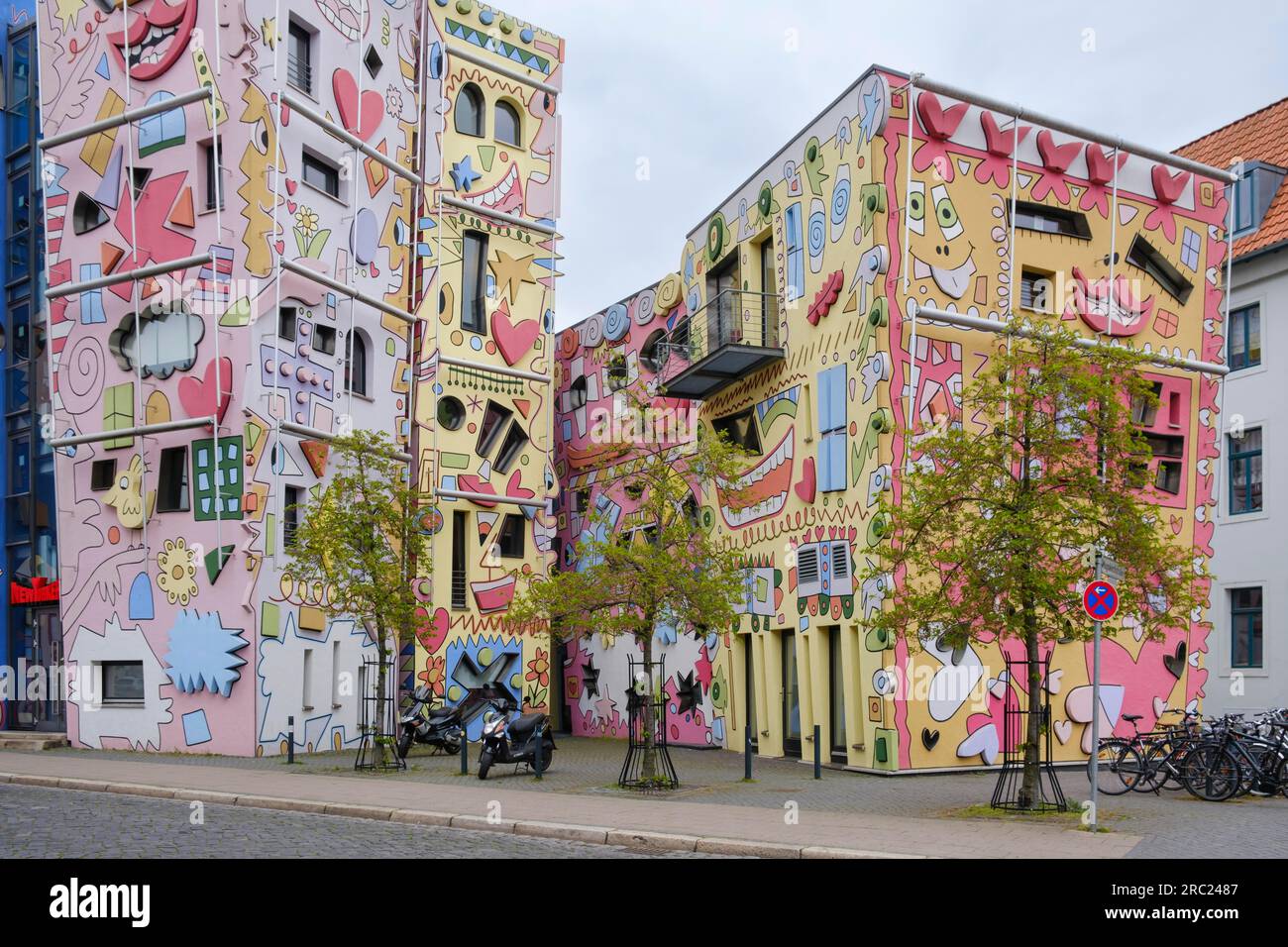 Happy Rizzi House, by pop artist James Rizzi, Braunschweig, Lower ...