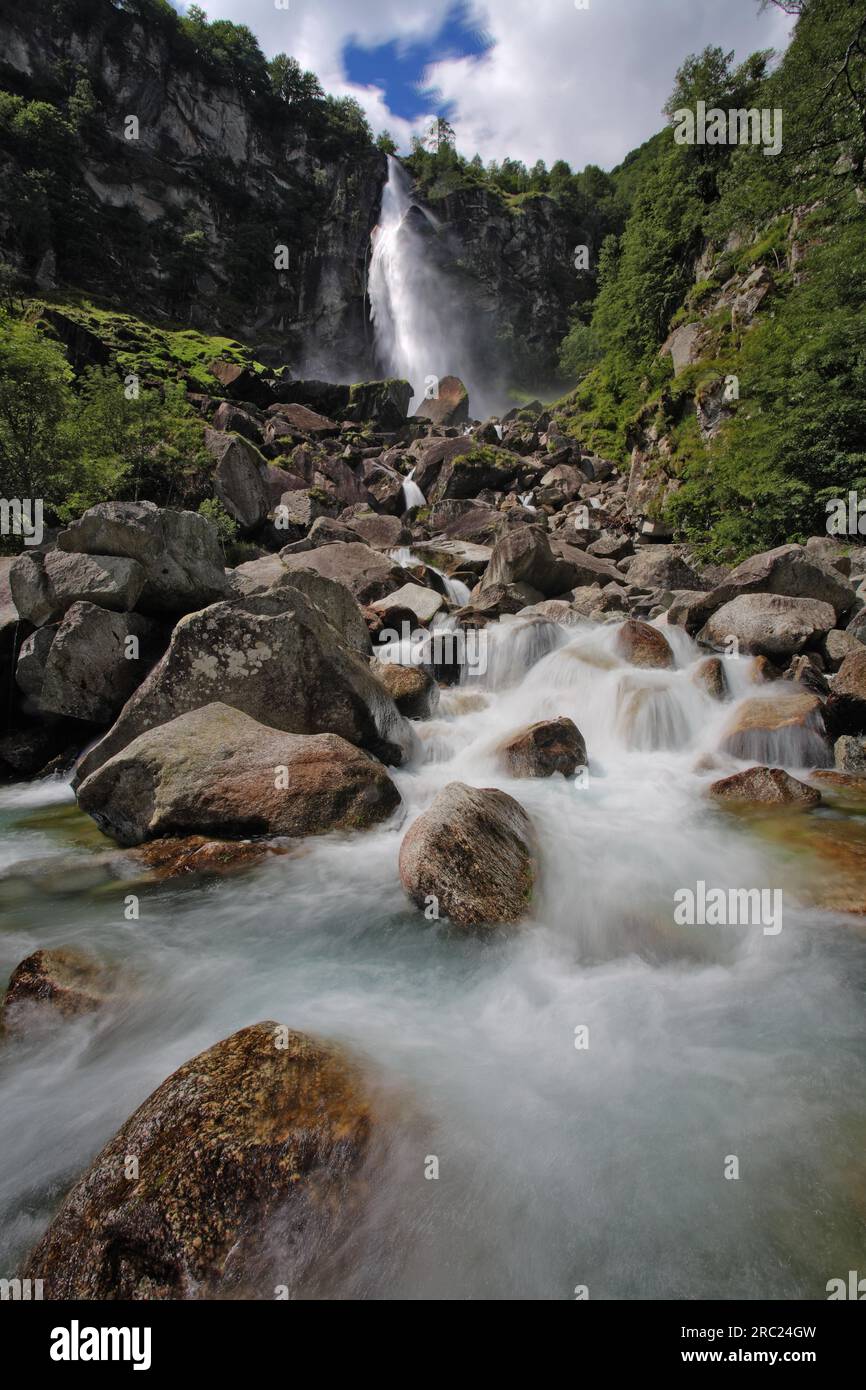 Val maggia hi-res stock photography and images - Alamy