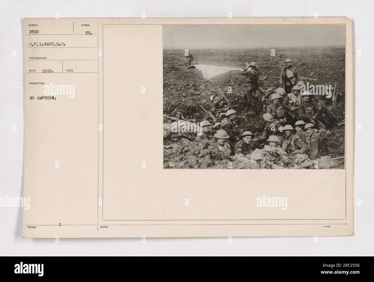 Soldiers conducting military maneuvers during World War I Stock Photo ...