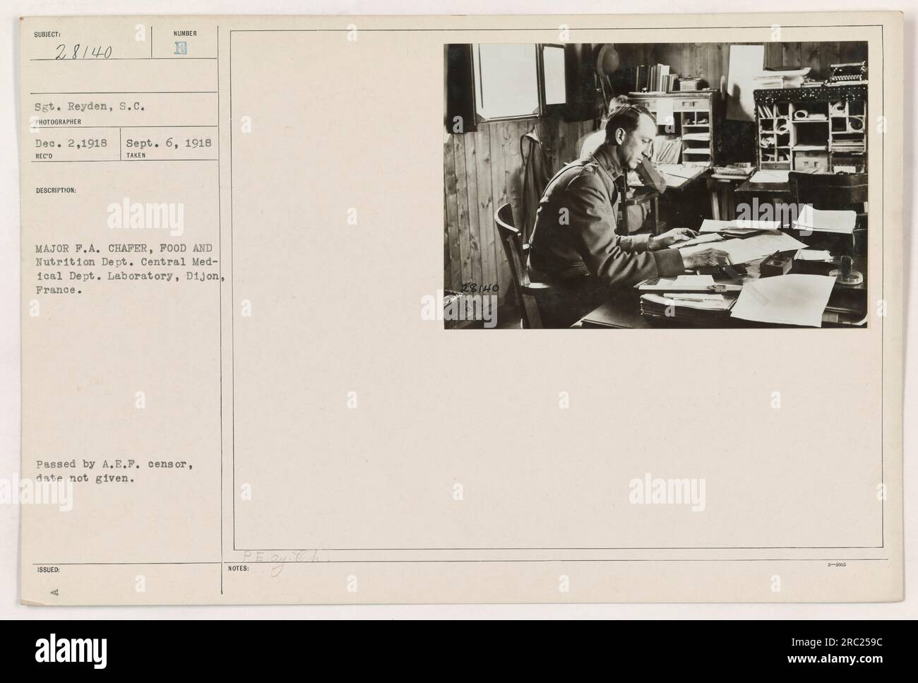 World war 1 medical laboratory hi-res stock photography and images - Alamy