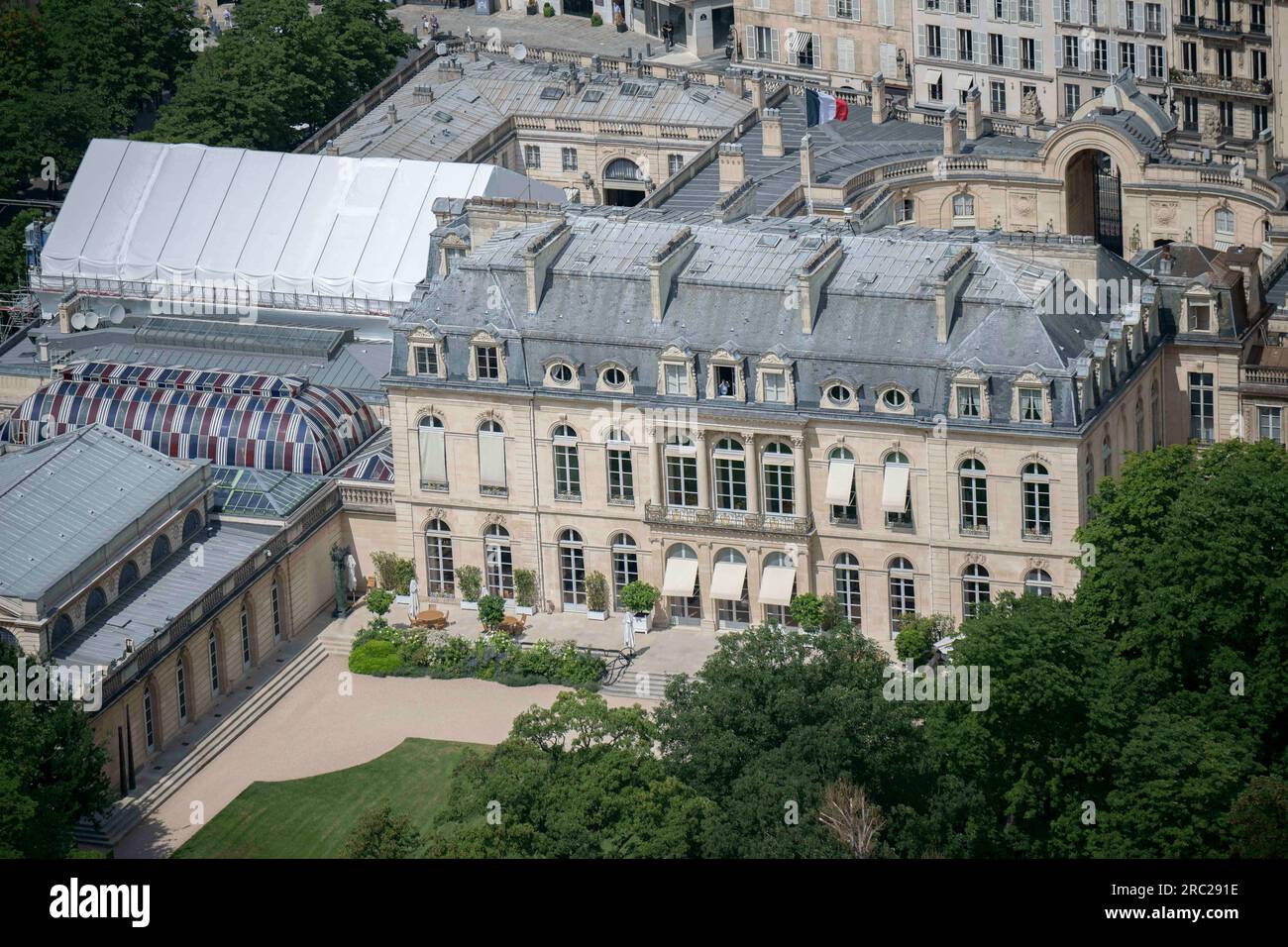 Elysee palace aerial hi-res stock photography and images - Alamy
