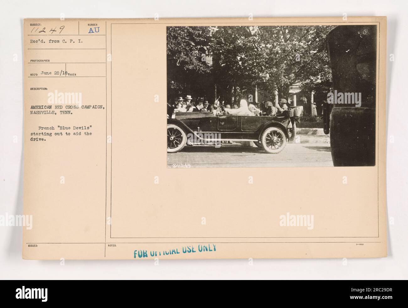 French "Blue Devils" troops setting off to support the American Red ...