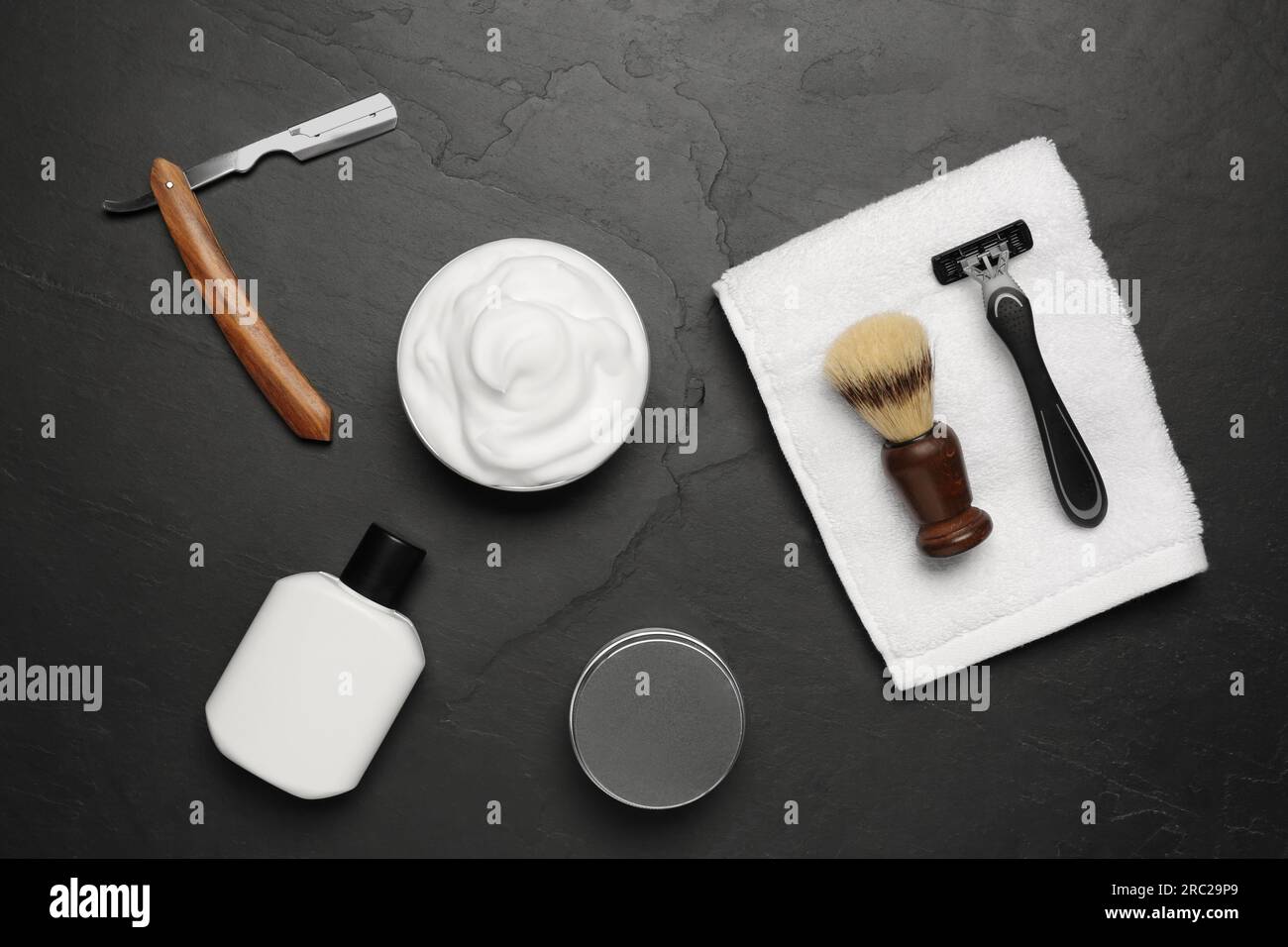 Set of men's shaving tools on black textured table, flat lay Stock ...