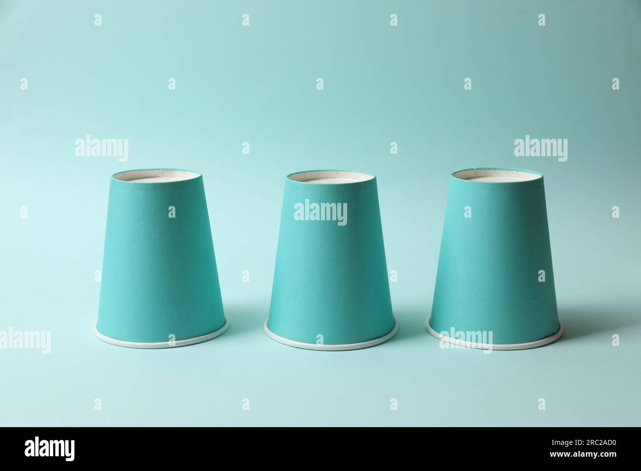Shuffling paper hi-res stock photography and images - Alamy