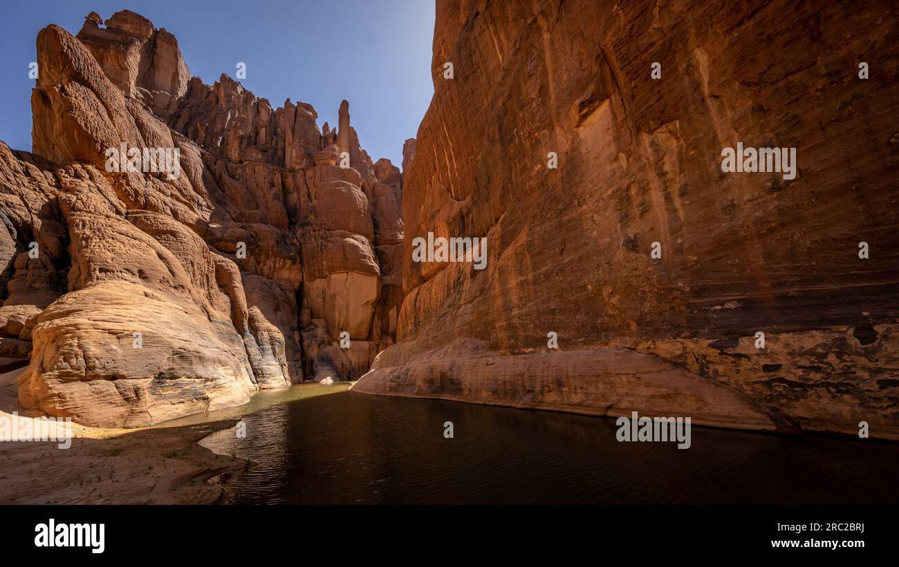 Guelta darchei lake hi-res stock photography and images - Alamy