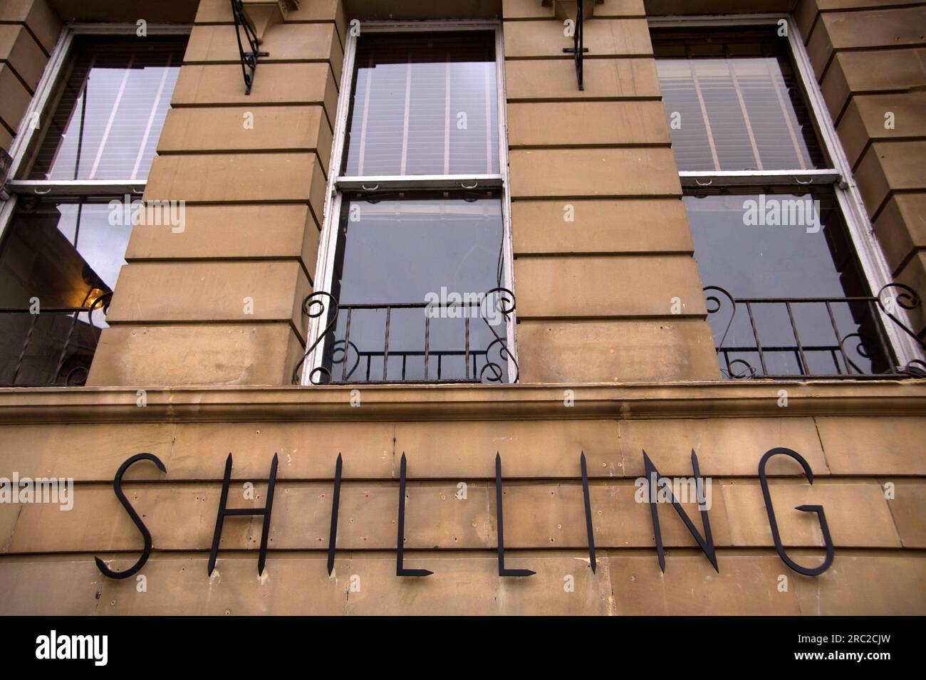 Shilling sign hi-res stock photography and images - Alamy