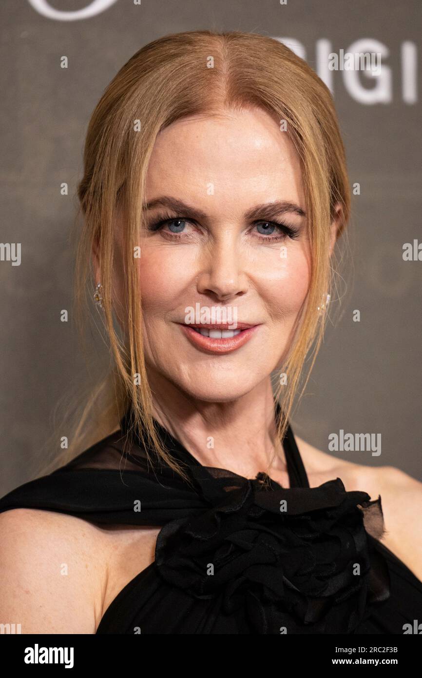 Nicole Kidman poses for photographers upon arrival at the premiere of ...