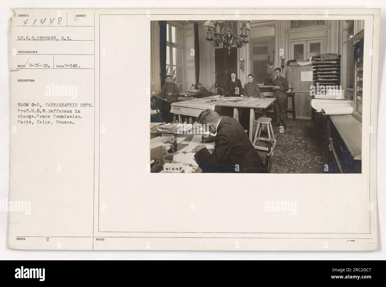 Room 49 paris hi-res stock photography and images - Alamy