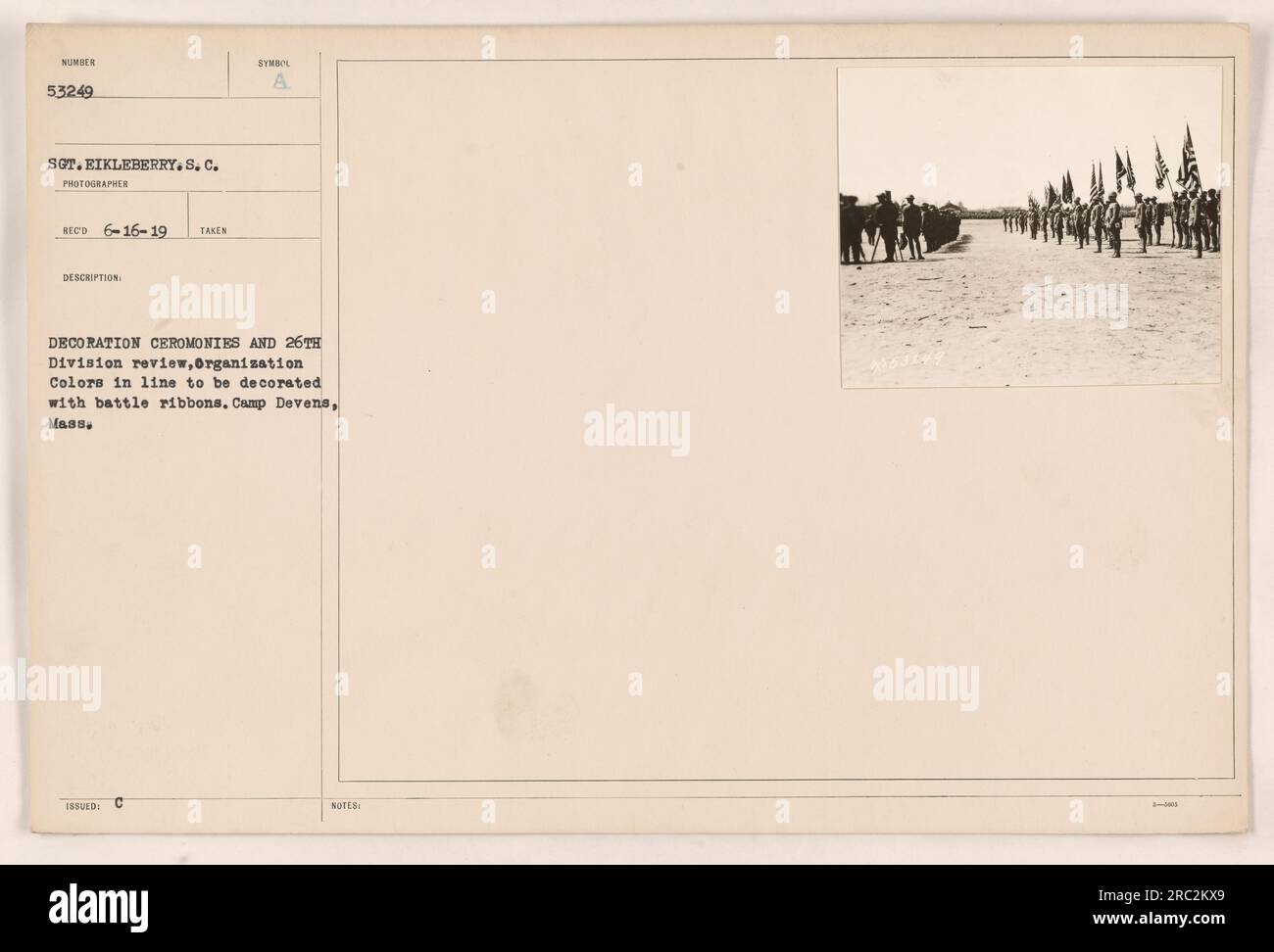 Soldiers of the 26th Division of the American military stand in line to ...