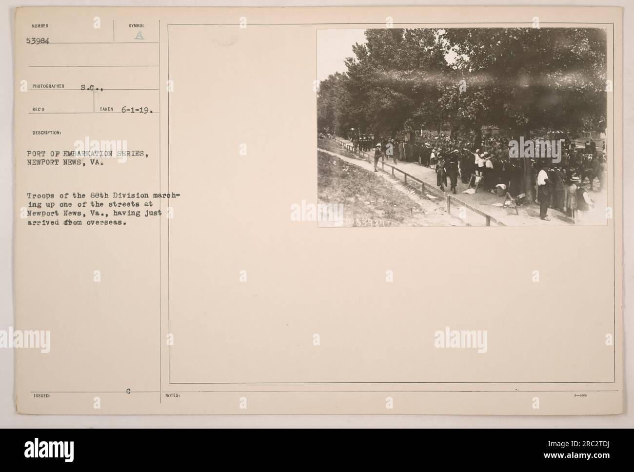 Port of embarkation photographs hi-res stock photography and images - Alamy