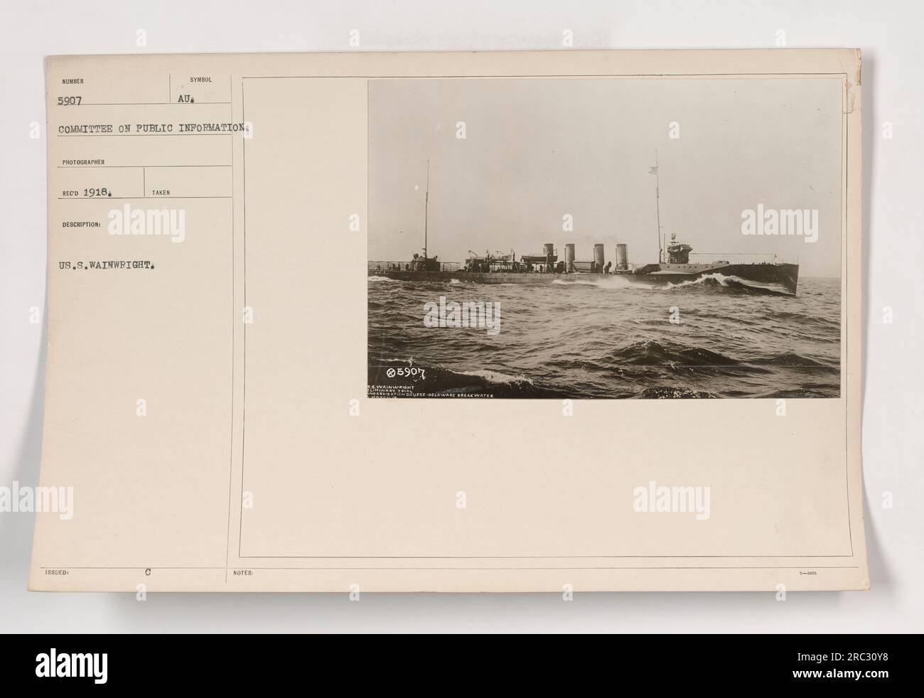 Uss wainwright ocean hi-res stock photography and images - Alamy