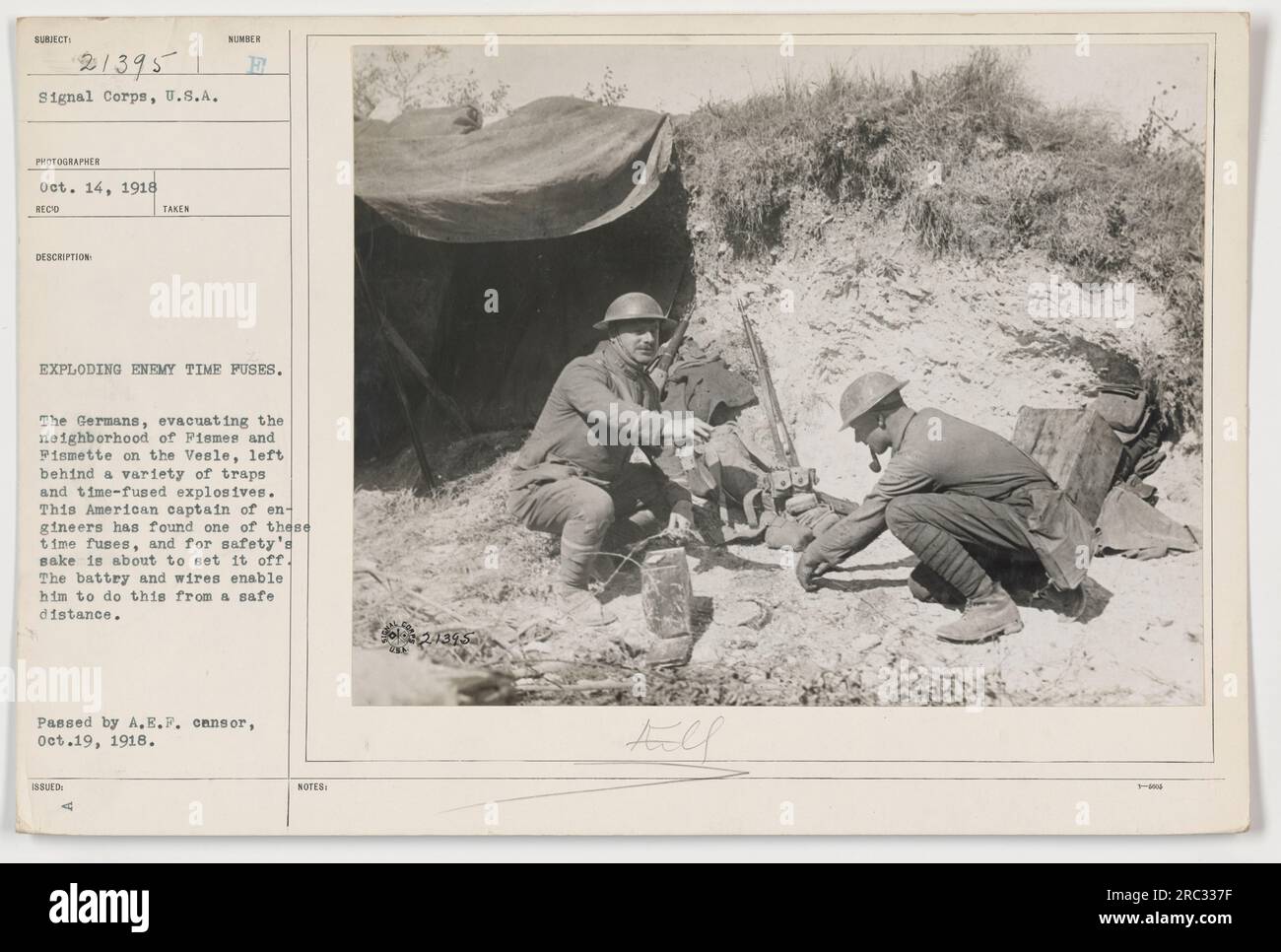 Exploding enemy time fuses hi-res stock photography and images - Alamy