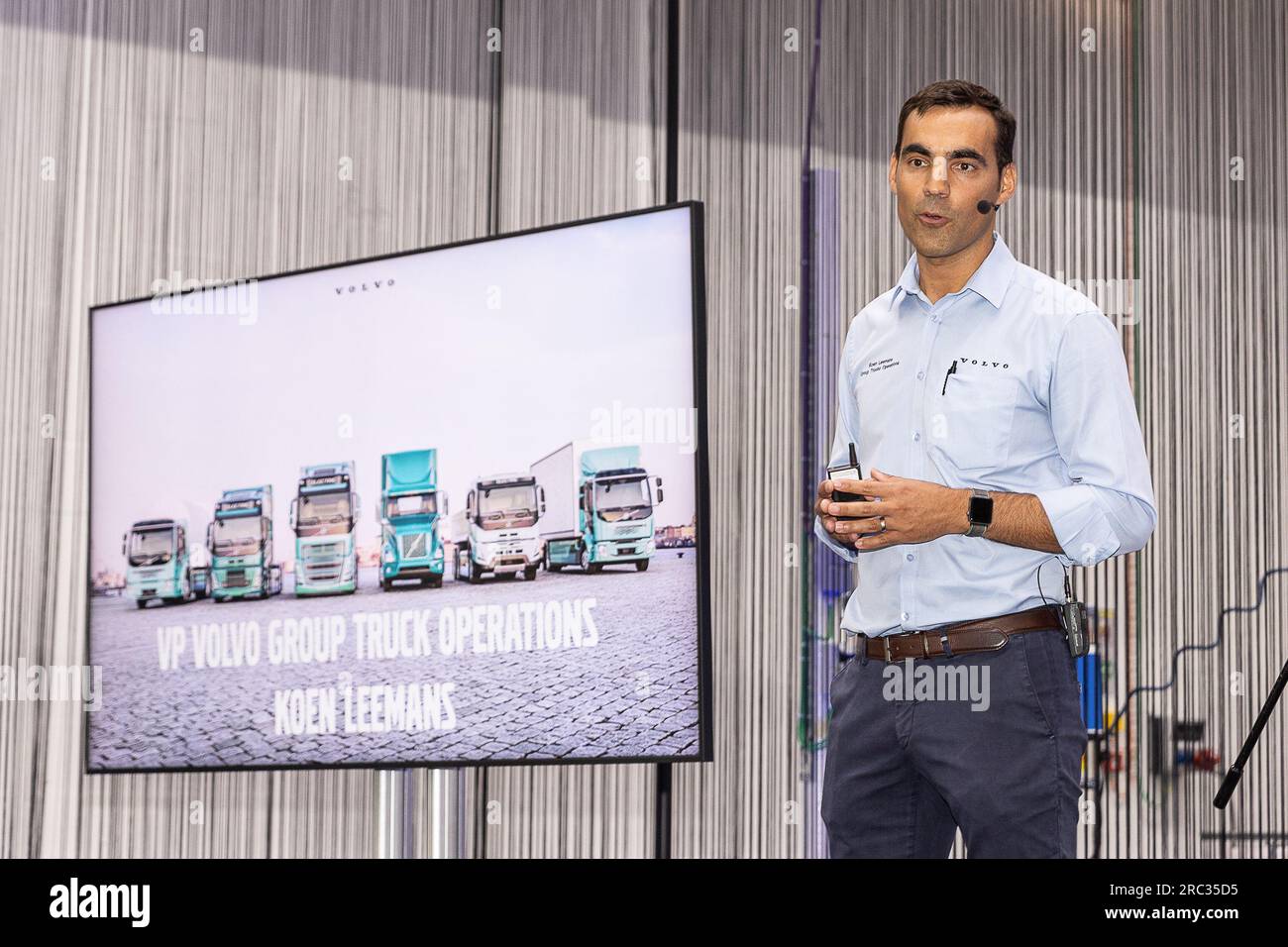 Volvo trucks hi-res stock photography and images - Alamy
