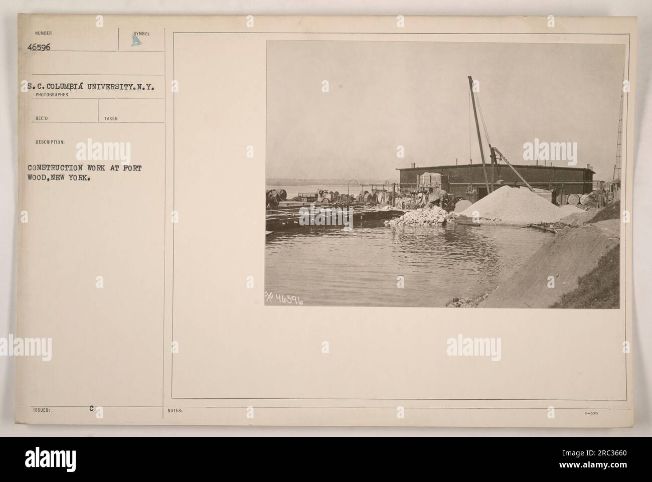 Construction workers at Fort Wood, New York during World War I. The ...