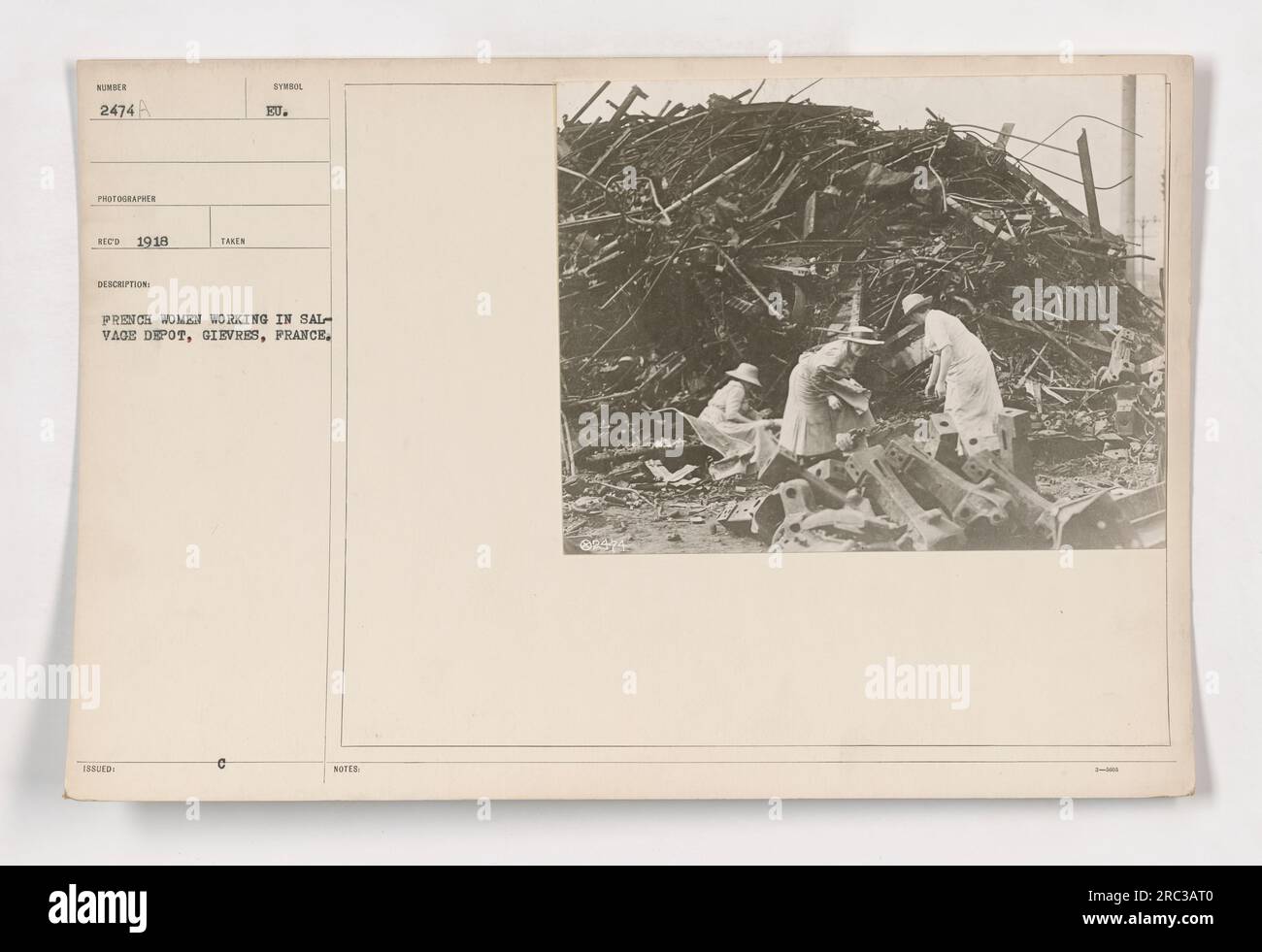 111-SC-2474A: French women working in a salvage depot in Gievres ...