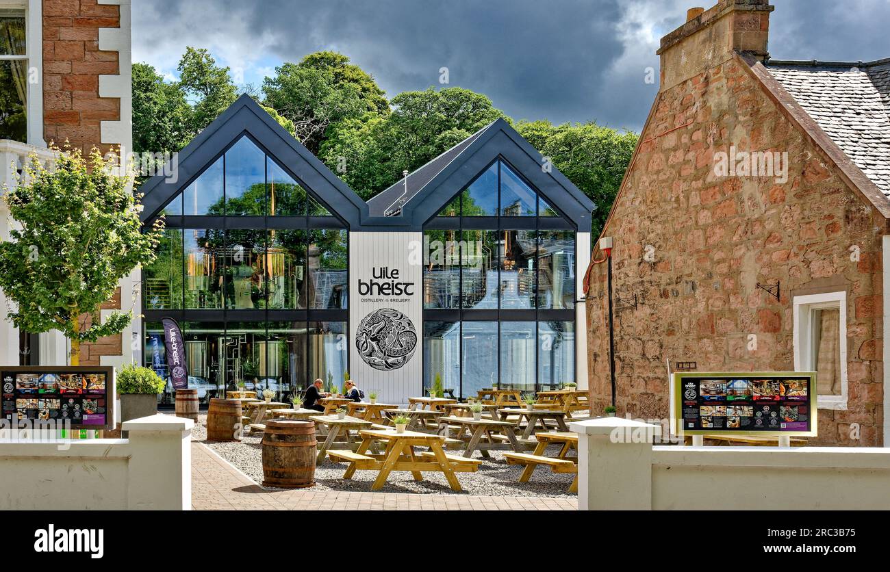Uilebheist distillery hi-res stock photography and images - Alamy