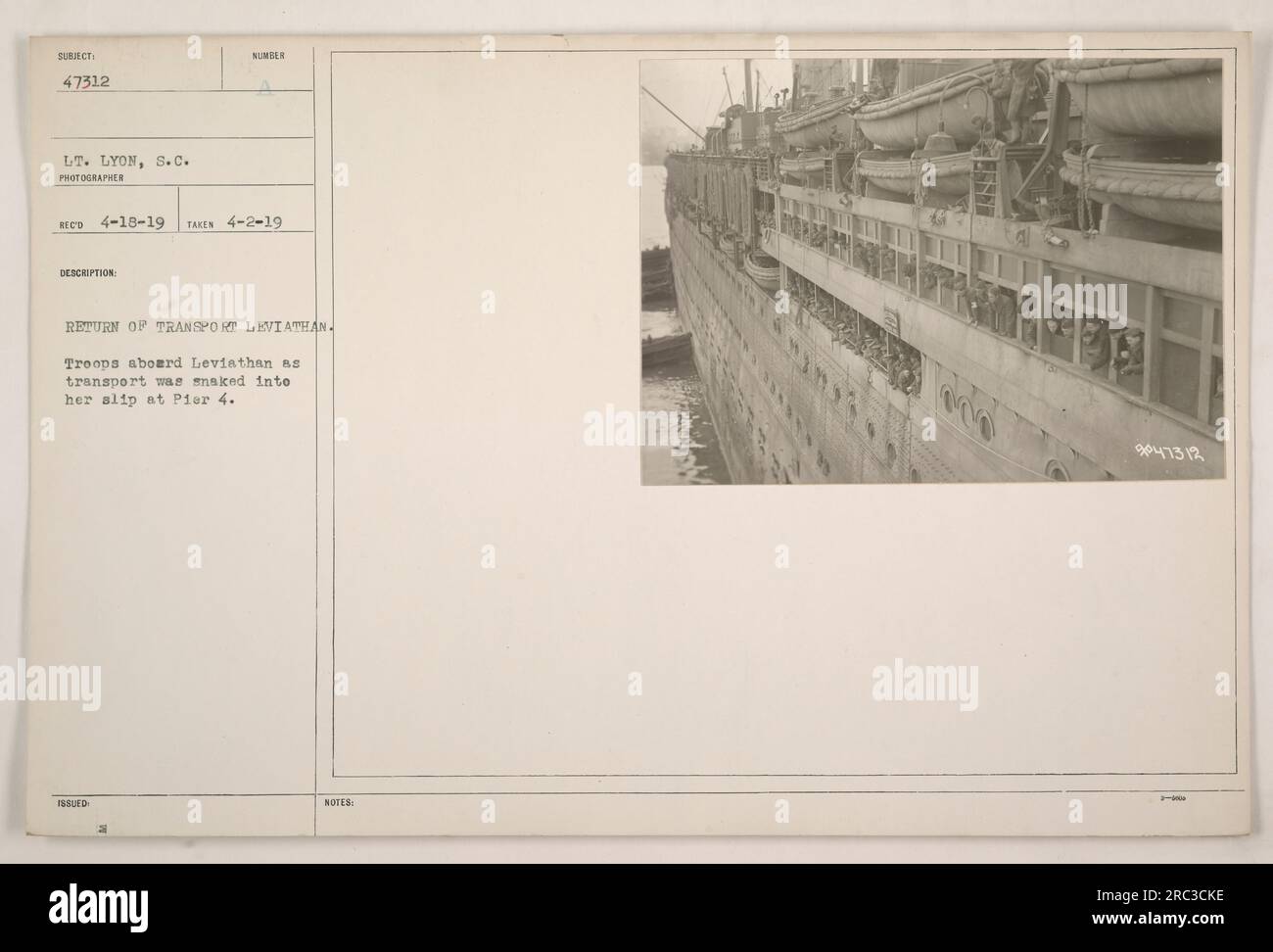 Troops returning from World War I aboard the USS Leviathan, as the ...