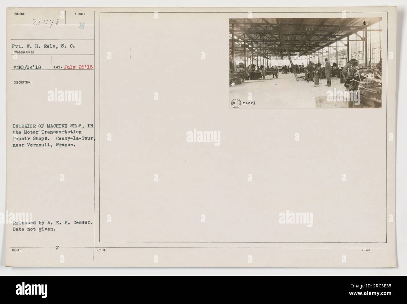 Repair work in war zone hi-res stock photography and images - Alamy