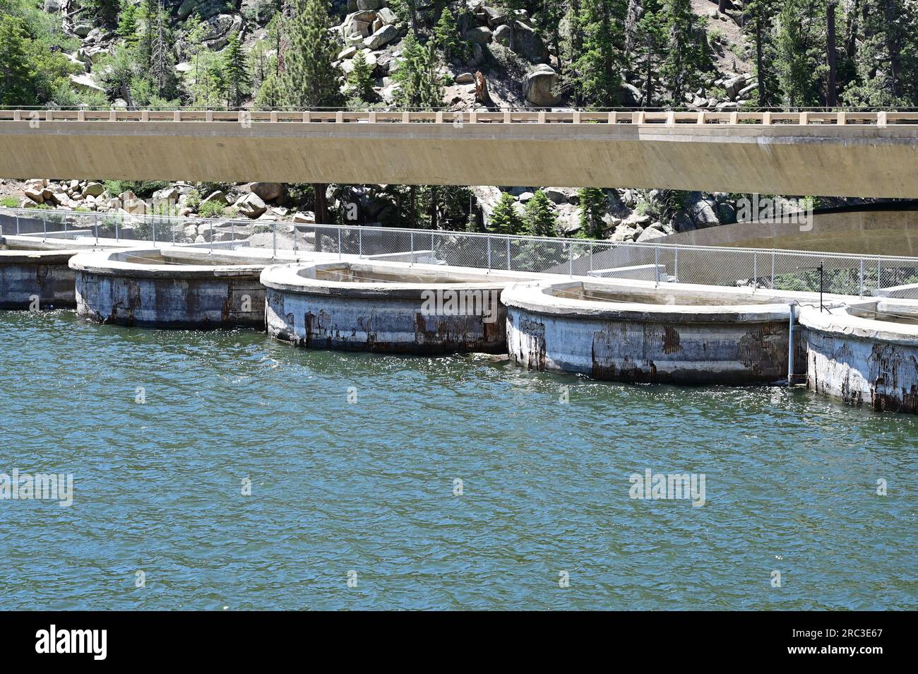 Bear valley dam hi-res stock photography and images - Alamy