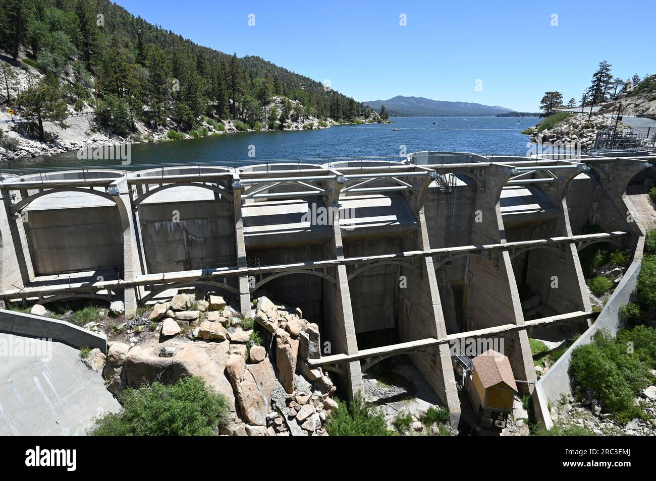 Bear Valley Dam at Big Bear lake in California Stock Photo - Alamy