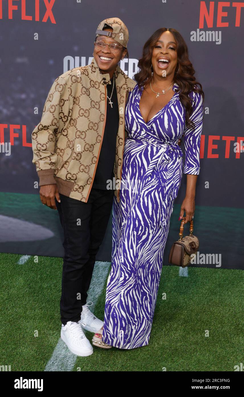 Los Angeles, Ca. 11th July, 2023. Jessica Betts, Niecy Nash-Betts at ...