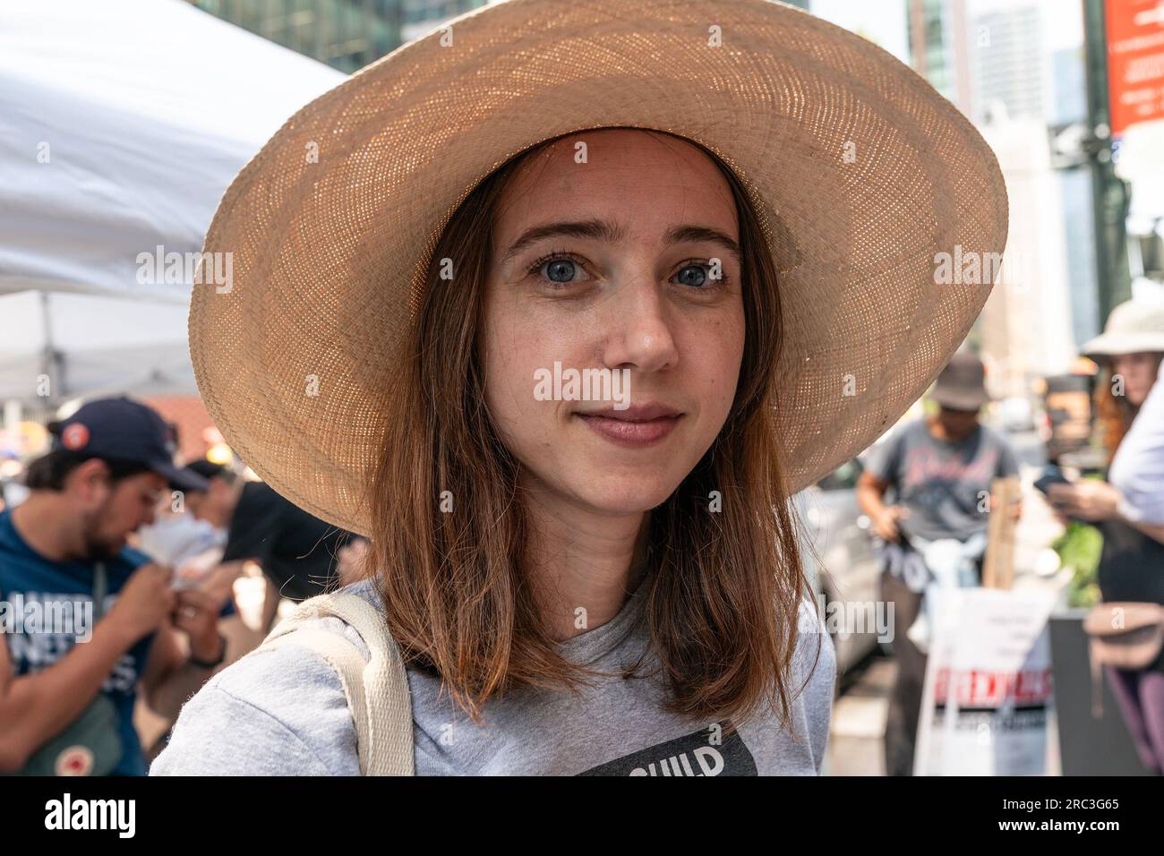 Zoe kazan strike hi-res stock photography and images - Alamy