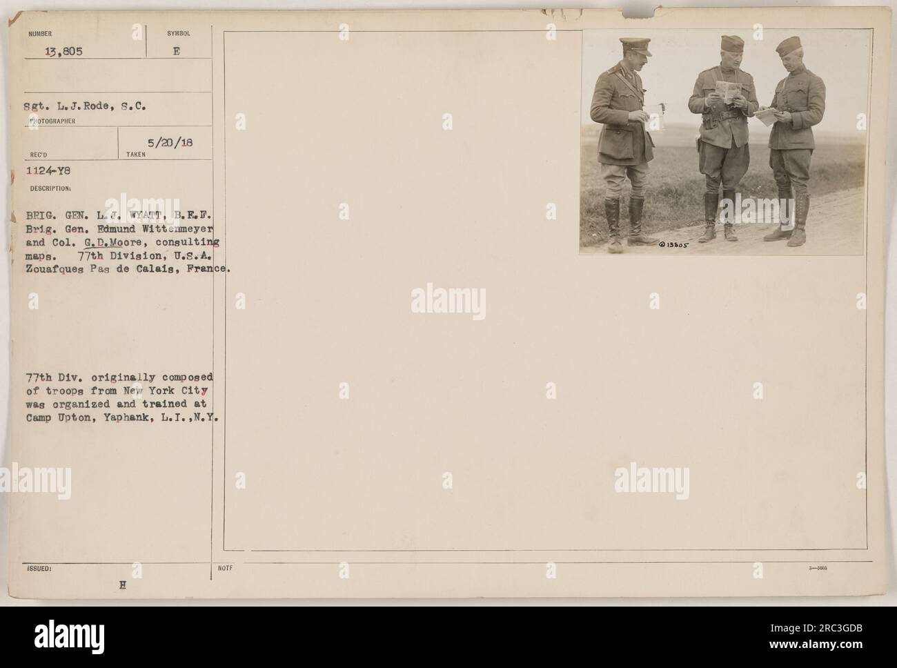 Brig. Gen. Edmund Wittenmeyer and Col. G.D. Moore consulting maps ...