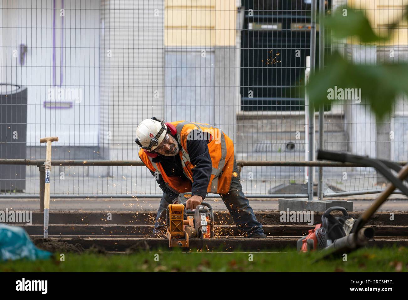 Grinding the track hi-res stock photography and images - Alamy
