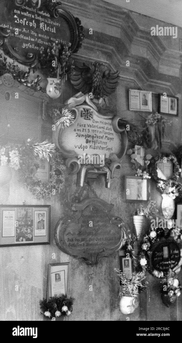 death, cemetery, cenotaph for killed soldiers, Germany, 1920s ...