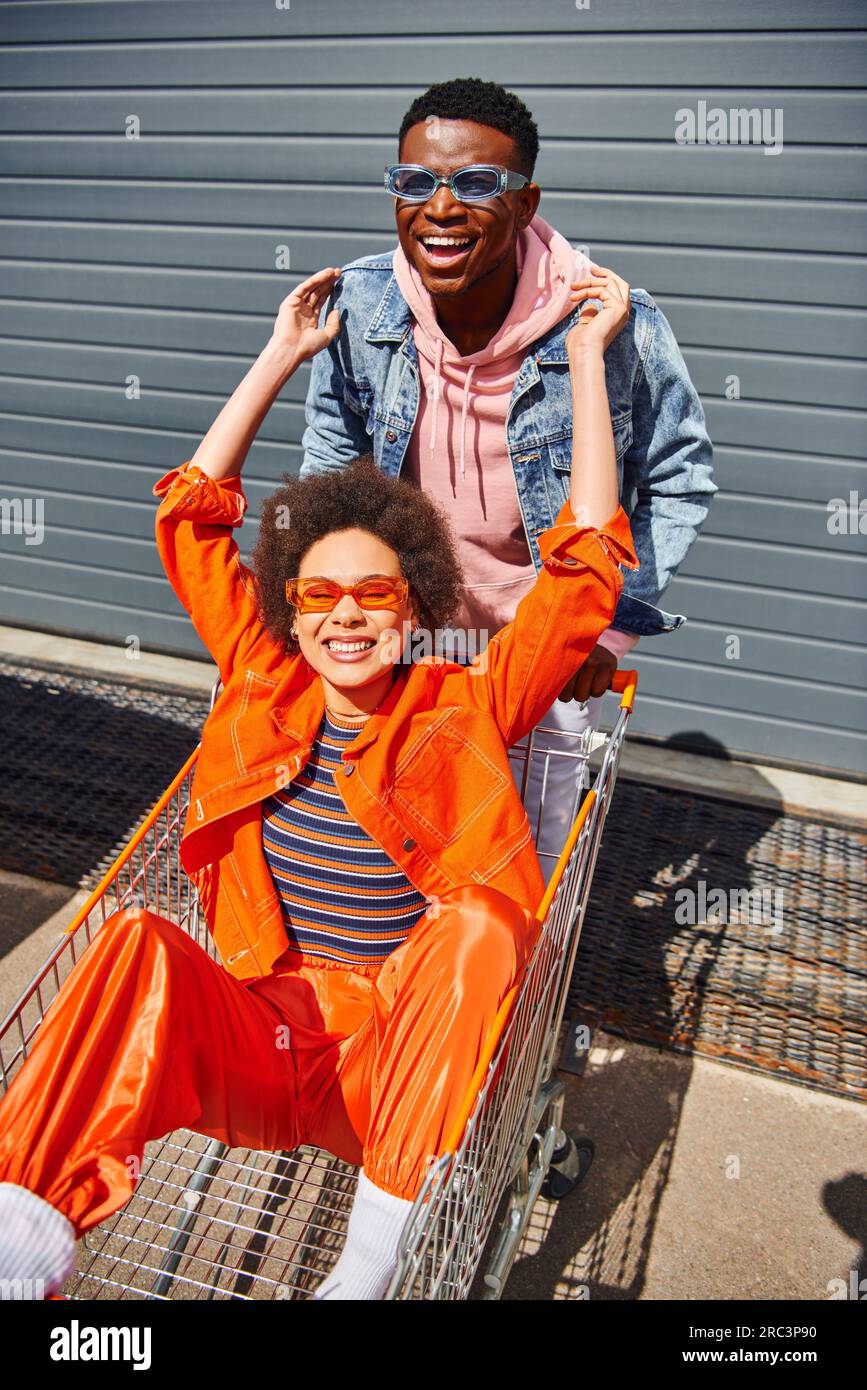 African mates hi-res stock photography and images - Alamy